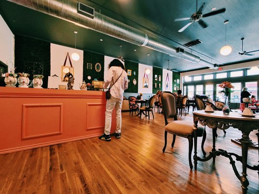 THE DOLLHOUSE TEAROOM - Updated December 2025 - 61 Photos & 31 Reviews ...