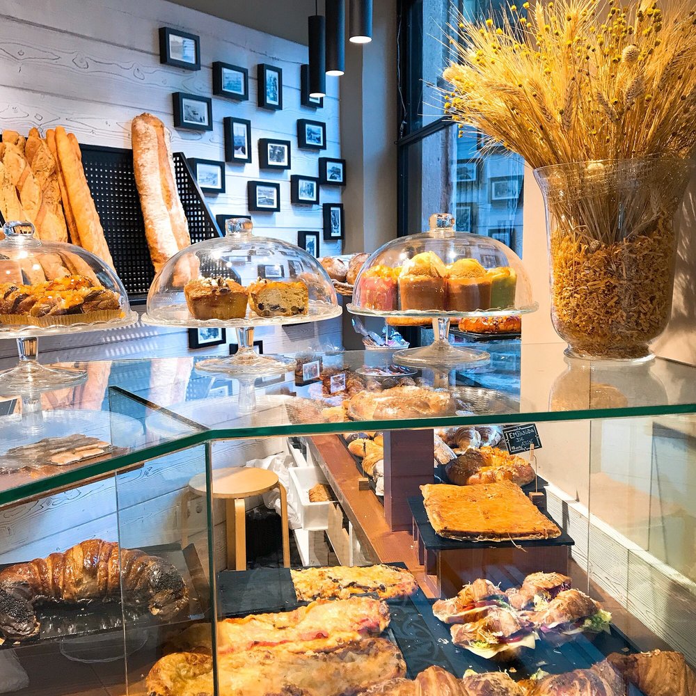 FORN DE PA BALBOA - Updated July 2024 - 14 Photos - Carrer de Balboa ...