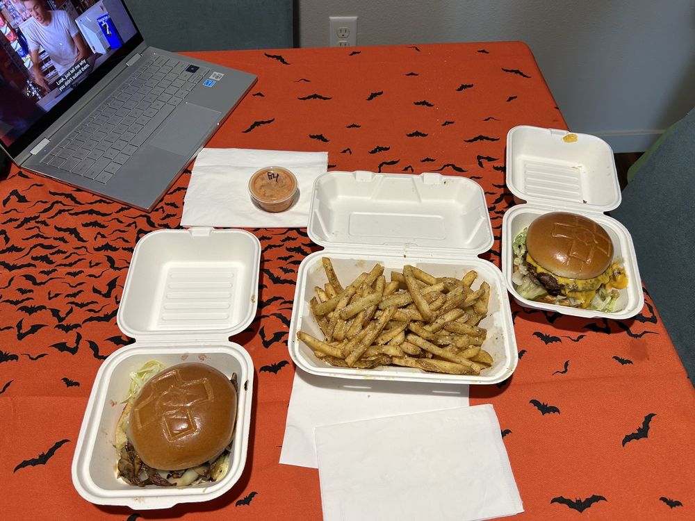 TOXIC BURGER - Updated December 2025 - 27 Photos & 19 Reviews - 2866 ...