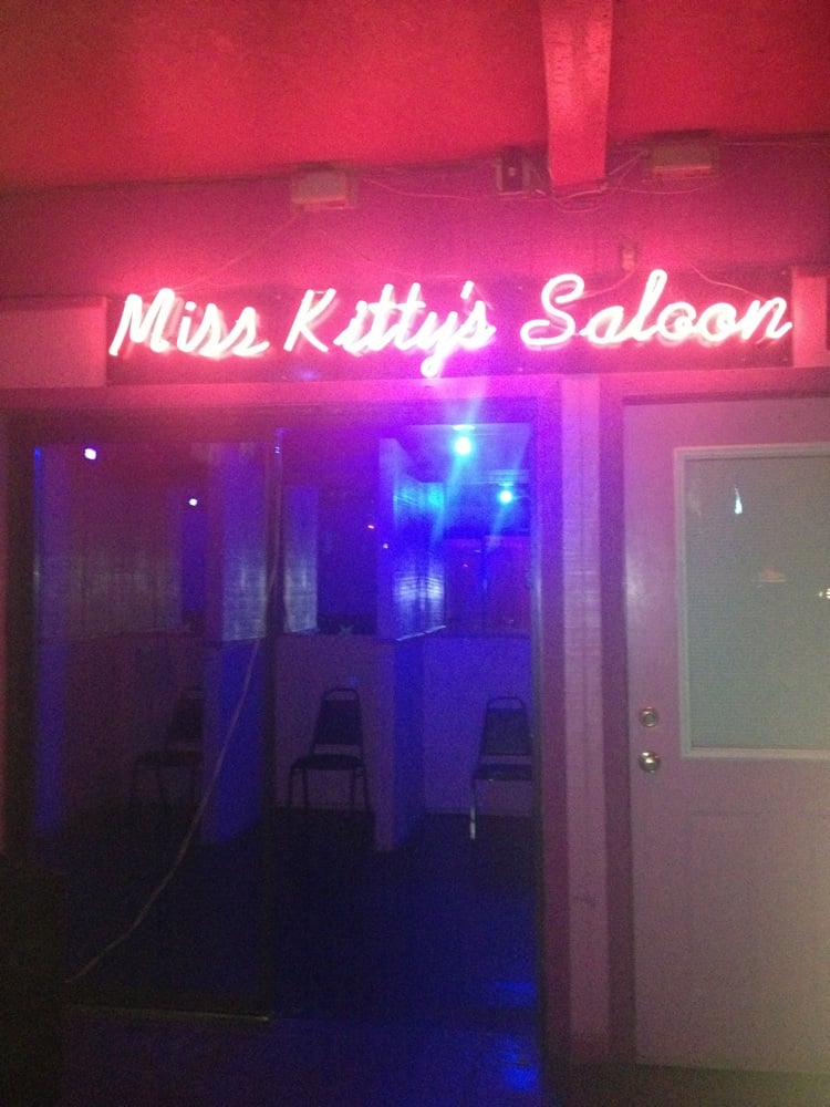 MISS KITTY’S - Updated March 2024 - 5200 Bunkum Rd, East Saint Louis ...