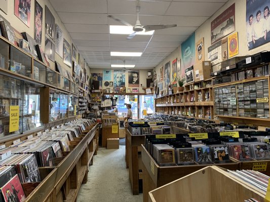 B-SIDE RECORDS - Updated July 2025 - 12 Photos & 22 Reviews - 514 State ...