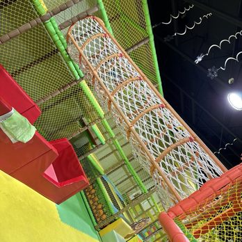 JUMP JUNGLE PLAYGROUND - Updated February 2025 - 164 Photos & 182 ...