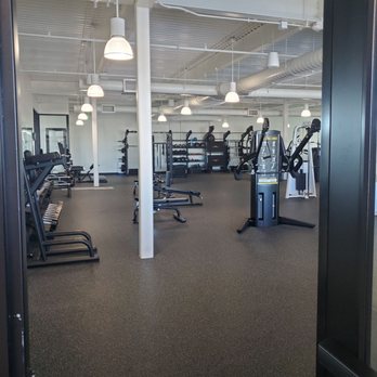 MOANA SPRINGS COMMUNITY AQUATICS AND FITNESS CENTER - Updated December ...