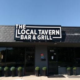 THE LOCAL TAVERN BAR AND GRILL - Updated December 2025 - 91 Photos & 72 ...