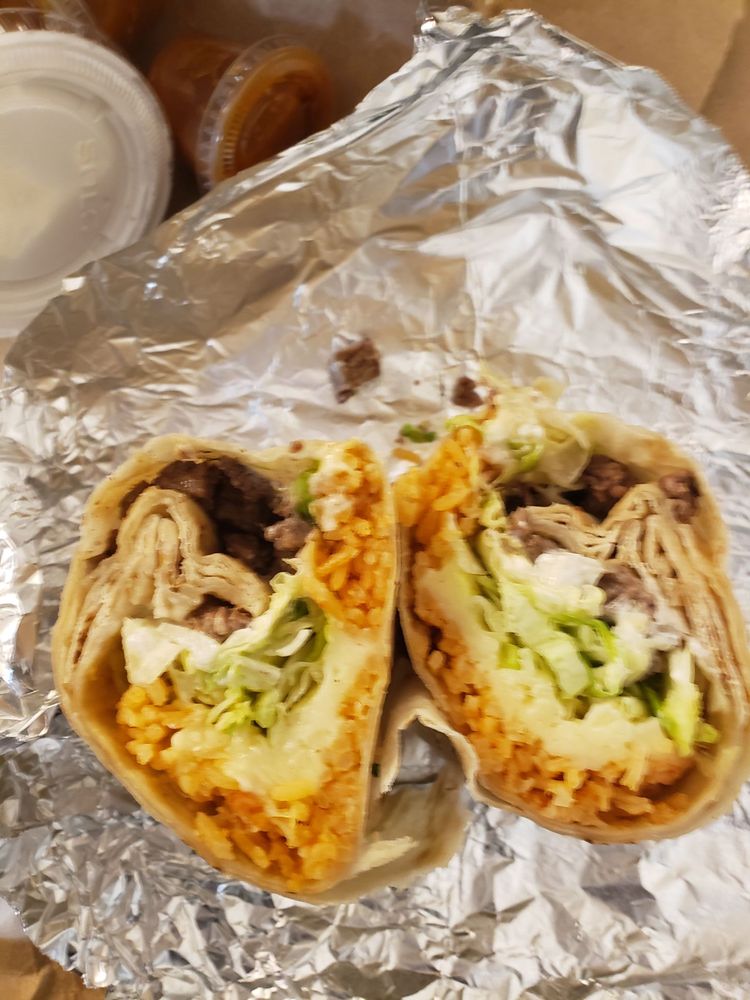HERNANDEZ BURRITO STATION - 11 Photos & 39 Reviews - 2750 W 111th St ...