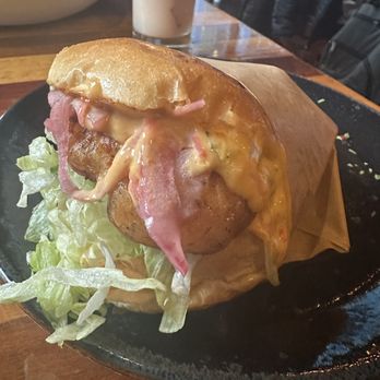 VON’S 1000 SPIRITS - Updated September 2024 - 4056 Photos & 3343 ...