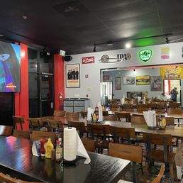 BULLPEN BBQ AND TAP HOUSE - Updated October 2025 - 67 Photos - 66 ...