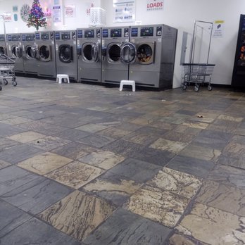 CONTINENTAL EXPRESS COIN LAUNDRY - Updated October 2025 - 20 Photos ...