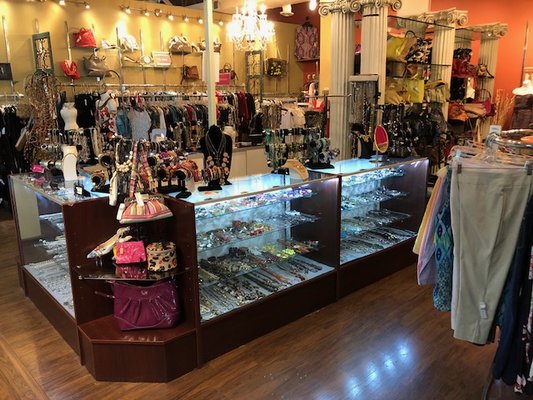 CONSIGNMENT CLOTHIERS - Updated December 2025 - 11 Photos & 49 Reviews ...