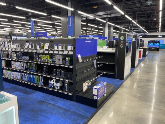 BEST BUY - Updated February 2025 - 11 Photos - 1 American Dream Way ...