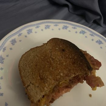 GUS’ RED HOTS - Updated June 2025 - 65 Photos & 101 Reviews - 5 ...