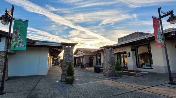 DEL MONTE SHOPPING CENTER - Updated March 2025 - 129 Photos & 144 ...