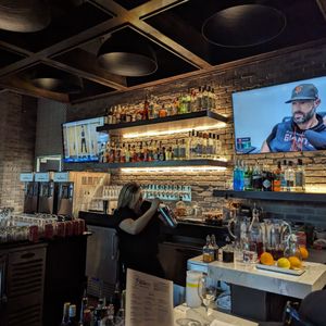 BENNETT’S WESTSIDE GRILL - 60 Photos & 63 Reviews - 6604 Lonetree Blvd ...