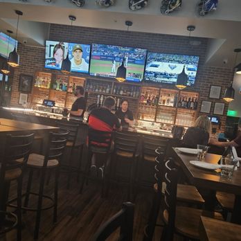 TAVERN 242 - Updated January 2026 - 80 Photos & 67 Reviews - 4285 S ...