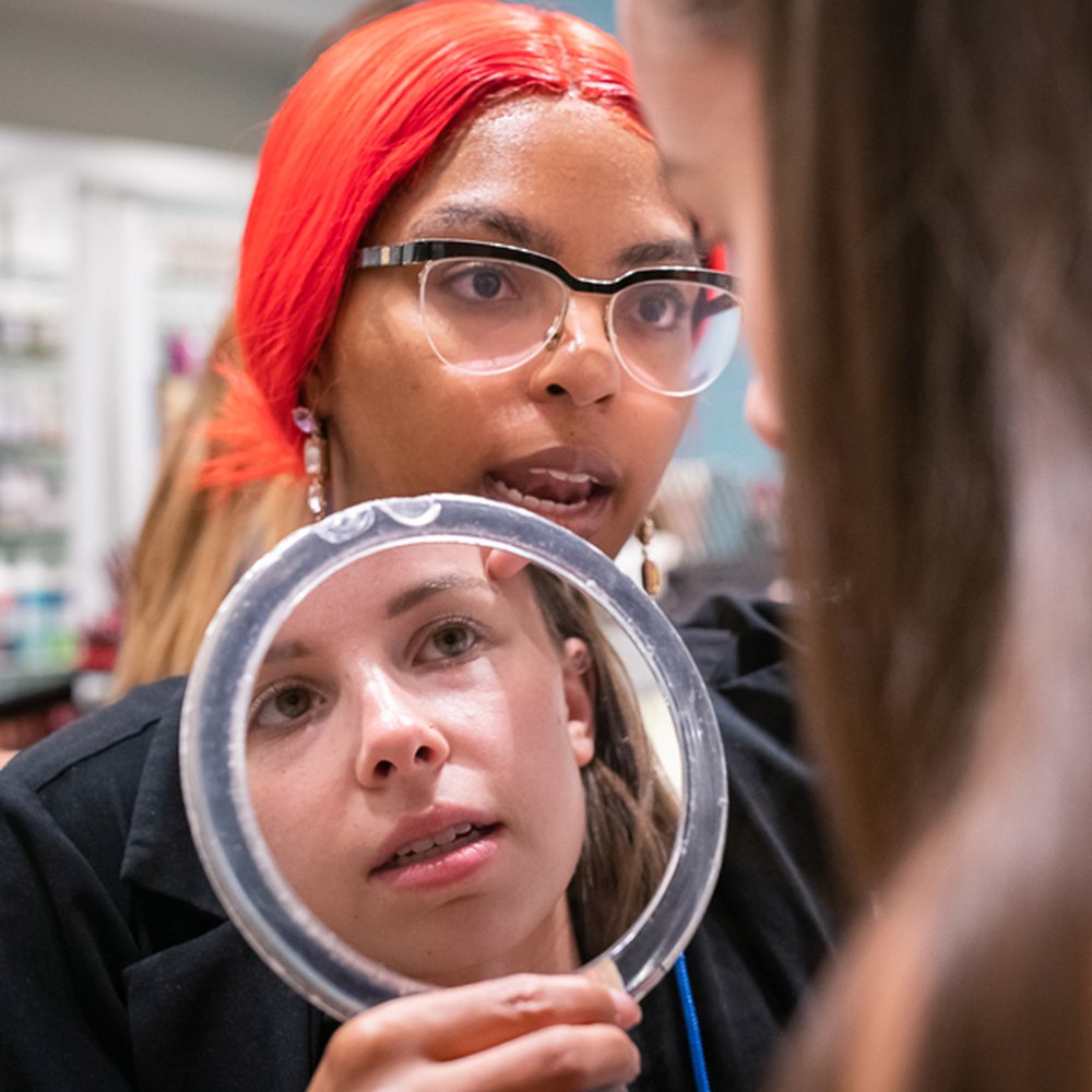 Dana Roane's Instagram, Twitter & Facebook on IDCrawl