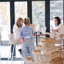 WAVE LAKESIDE DINING - Updated January 2026 - 86 Photos & 29 Reviews ...