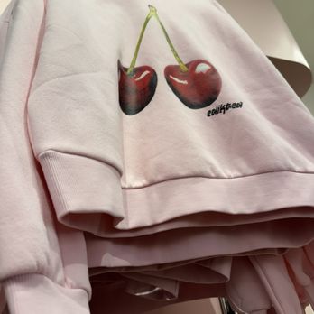 EDIKTED - Updated December 2025 - 37 Photos & 22 Reviews - 518 Broadway ...