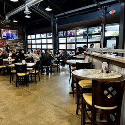 SEPTEMBERS TAPROOM & EATERY - REDLANDS - Updated December 2025 - 586 ...