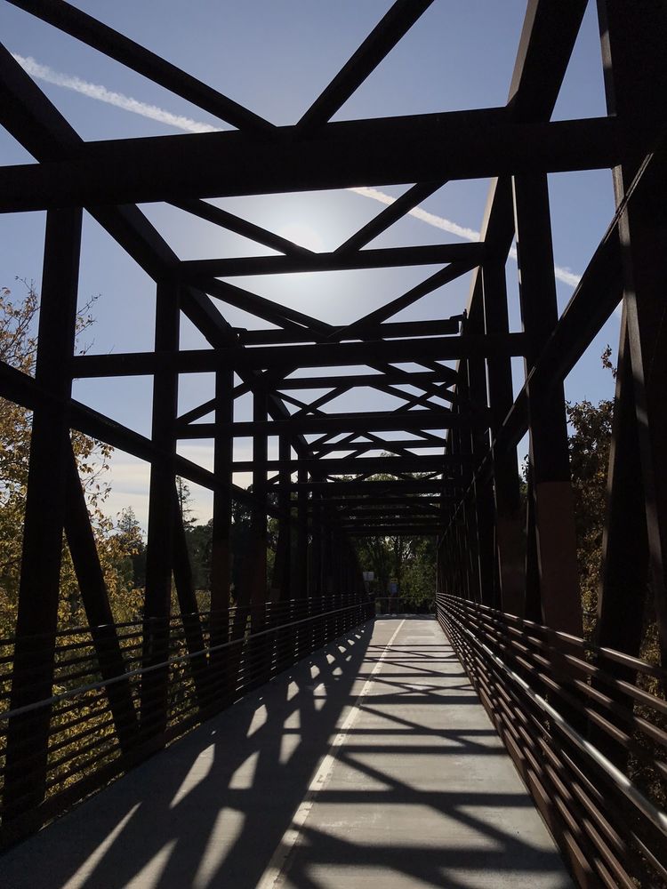 RIVER OAKS BRIDGE - Updated November 2025 - 17 Photos - Guadalupe River ...