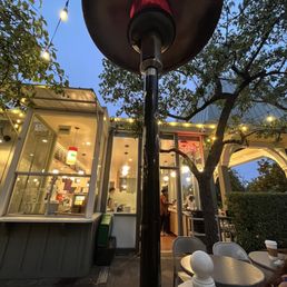 CAFFE STRADA - Updated October 2025 - 403 Photos & 996 Reviews - 2300 ...