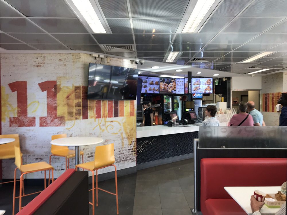 KFC - Updated October 2025 - Yass Service Centre, Hume Hwy, Yass New ...