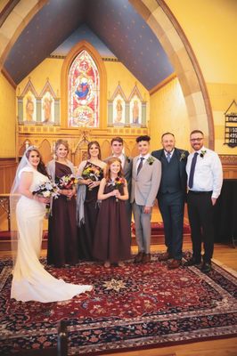 GOLDEN ROOTS SALON - Updated October 2024 - 37 Photos & 51 Reviews ...