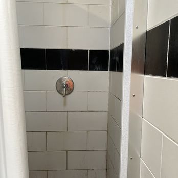 LINSON E ELLEN, SWIMMING POOL - Updated September 2025 - 17 Photos ...