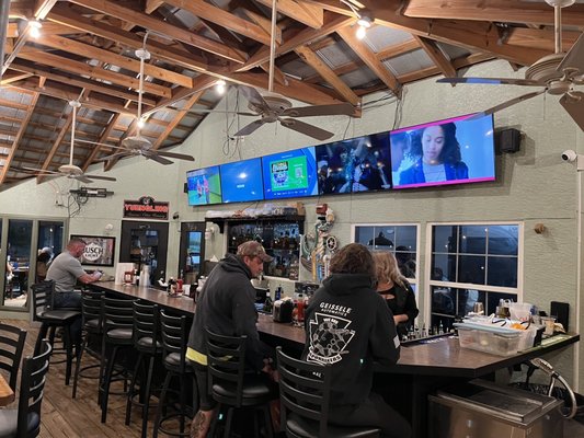 THE RUM BUCKET BAR & GRILL - Updated September 2025 - 91 Photos & 94 ...