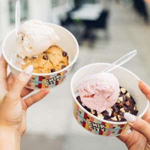 LENGO’S ICE CREAM WORLD - 31 Photos & 15 Reviews - 1837 Merrick Rd ...