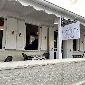 TOO CHEZ - Updated March 2025 - 63 Photos & 68 Reviews - 53 King St ...