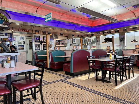 ROSIE’S DINER - Updated June 2025 - 158 Photos & 332 Reviews - 411 Hwy ...