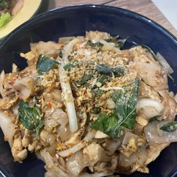 LEDU THAI - Updated October 2025 - 456 Photos & 149 Reviews - 915 N 5th ...