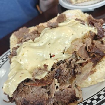 THE ESSEN ROOM - Updated December 2025 - 270 Photos & 243 Reviews - 25 ...