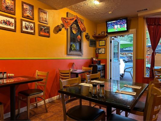 EL JARRO - Updated October 2025 - 153 Photos & 344 Reviews - 3563 Mt ...