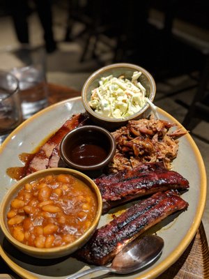 Q39 MIDTOWN - 3793 Photos & 4968 Reviews - Barbeque - 1000 W 39th St ...