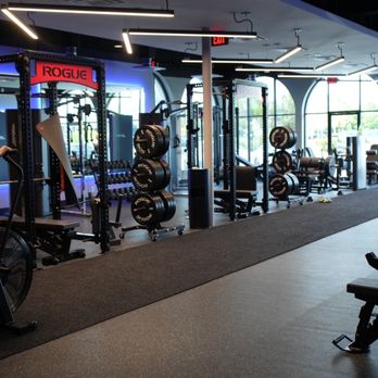 SYMMETRY FITNESS & PERFORMANCE - Updated September 2025 - 29 Photos ...
