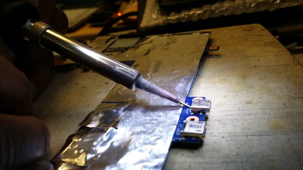 ROCKIT REPAIRS - CELL PHONES, TABLETS AND LAPTOPS - Updated December ...