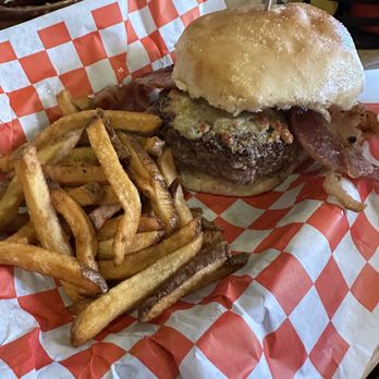 COVERED BRIDGE INN - Updated January 2026 - 81 Photos & 44 Real Reviews ...