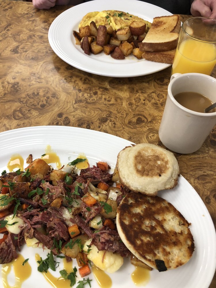 PERCY’S TABLE - 10 Photos & 19 Reviews - 111 Ossipee Trl, Standish, ME ...