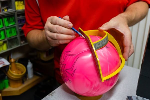 PINBOY’S AT THE BEACH - 71 Photos & 59 Reviews - 1577 Laskin Rd ...