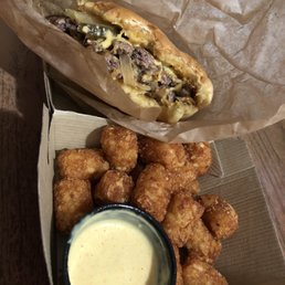 COSMO BURGER - Updated April 2025 - 71 Photos & 96 Reviews - 7438 ...