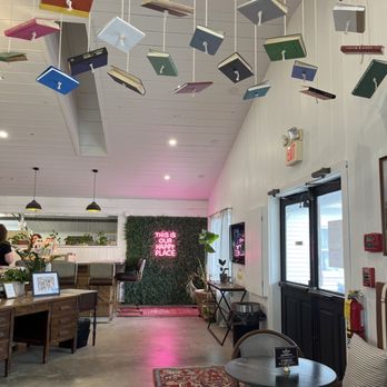 THE BLESSING BARN - Updated January 2026 - 61 Photos & 57 Reviews - 5 ...