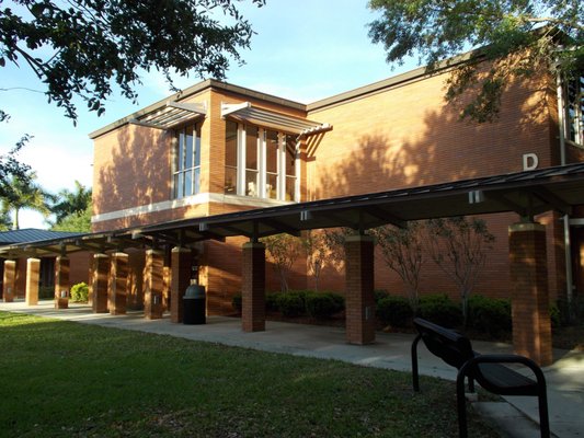 FSW CHARLOTTE CAMPUS - Updated October 2025 - 26300 Airport Rd, Punta ...