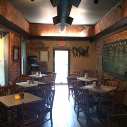 RIZZ’S - Updated October 2025 - 61 Photos & 52 Reviews - 84 W Main St ...