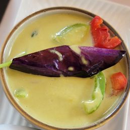 GINDI THAI - 474 Photos & 659 Reviews - 4017 W Riverside Dr, Burbank ...