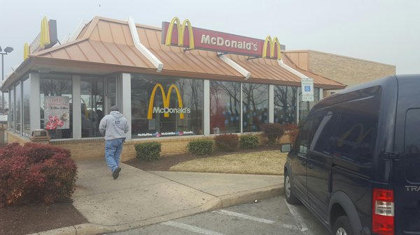 MCDONALD’S - Updated December 2025 - 11 Photos & 13 Reviews - 2001 N ...