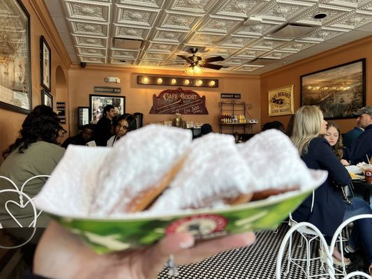 CAFE BEIGNET, CANAL ST - Updated November 2025 - 1035 Photos & 555 ...