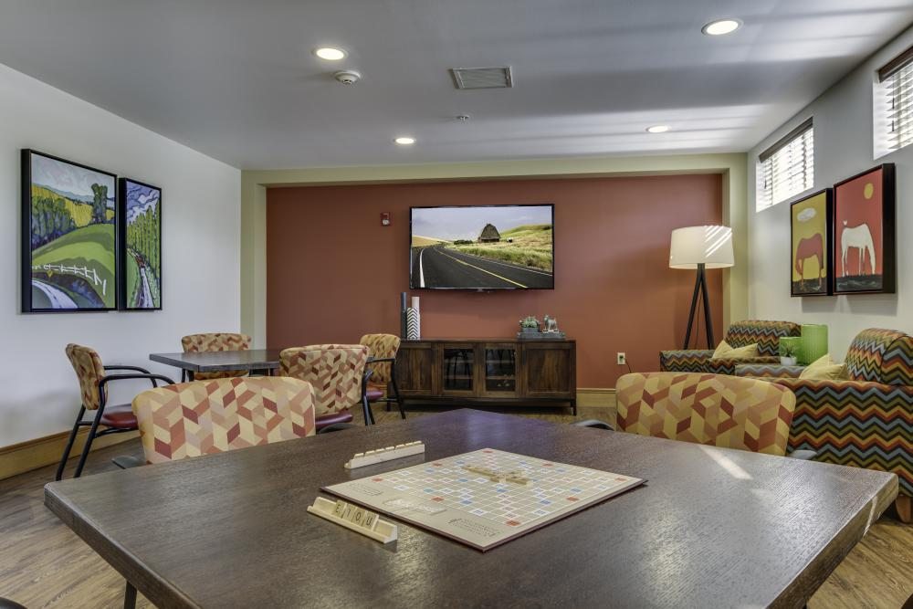 FAIRWINDS - SPOKANE - Updated July 2025 - 77 Photos - 520 E Holland ...