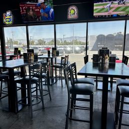 HENRY’S BAR & GRILL - Updated October 2025 - 186 Photos & 189 Reviews ...