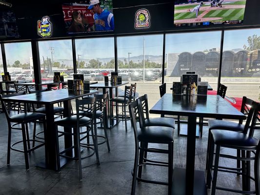 HENRY’S BAR & GRILL - Updated October 2025 - 186 Photos & 189 Reviews ...